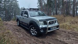 Nissan Navara 2006 Rīga, ar dzinēja tilpumu 2.50 L un nobraukumu 296 tūkst. km par 5800 €, foto 17 vietnē AUTOMOTO.COM.LV