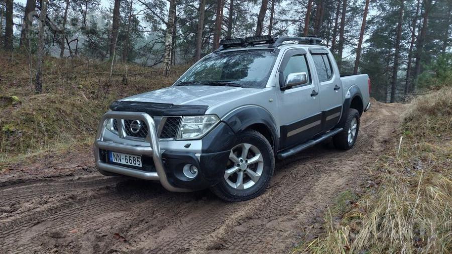Nissan Navara 2006 Rīga, ar dzinēja tilpumu 2.50 L un nobraukumu 296 tūkst. km par 5800 €, foto 18 vietnē AUTOMOTO.COM.LV