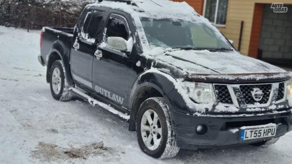 Nissan Navara 2006 in Vilnius, with an engine capacity of 2.50 L and mileage of 270 thousand km for 3200 €, photo 4 on AUTOMOTO.COM.LV