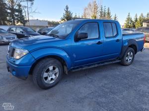 Nissan Navara 2007 in Utena, with an engine capacity of 2.50 L and mileage of 400 thousand km for 4250 €, photo 7 on AUTOMOTO.COM.LV