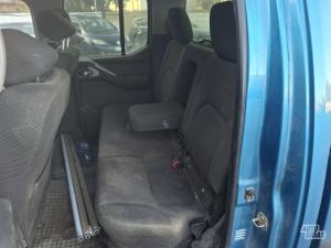 Nissan Navara 2007 in Utena, with an engine capacity of 2.50 L and mileage of 400 thousand km for 3700 €, photo 9 on AUTOMOTO.COM.LV