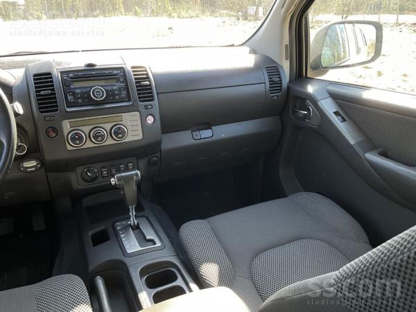 Nissan Navara 2008 Tallina, ar dzinēja tilpumu 2.50 L un nobraukumu 297 tūkst. km par 6900 €, foto 7 vietnē AUTOMOTO.COM.LV