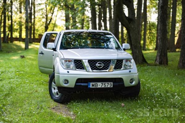 Nissan Navara 2009 Rēzekne, ar dzinēja tilpumu 2.50 L un nobraukumu 345 tūkst. km par 7500 €, foto 5 vietnē AUTOMOTO.COM.LV