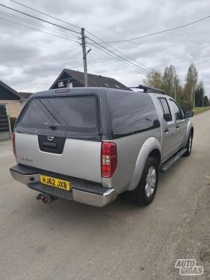 Nissan Navara 2012 in Panevezys, with an engine capacity of 2.50 L and mileage of 157 thousand km for 4555 €, photo 8 on AUTOMOTO.COM.LV