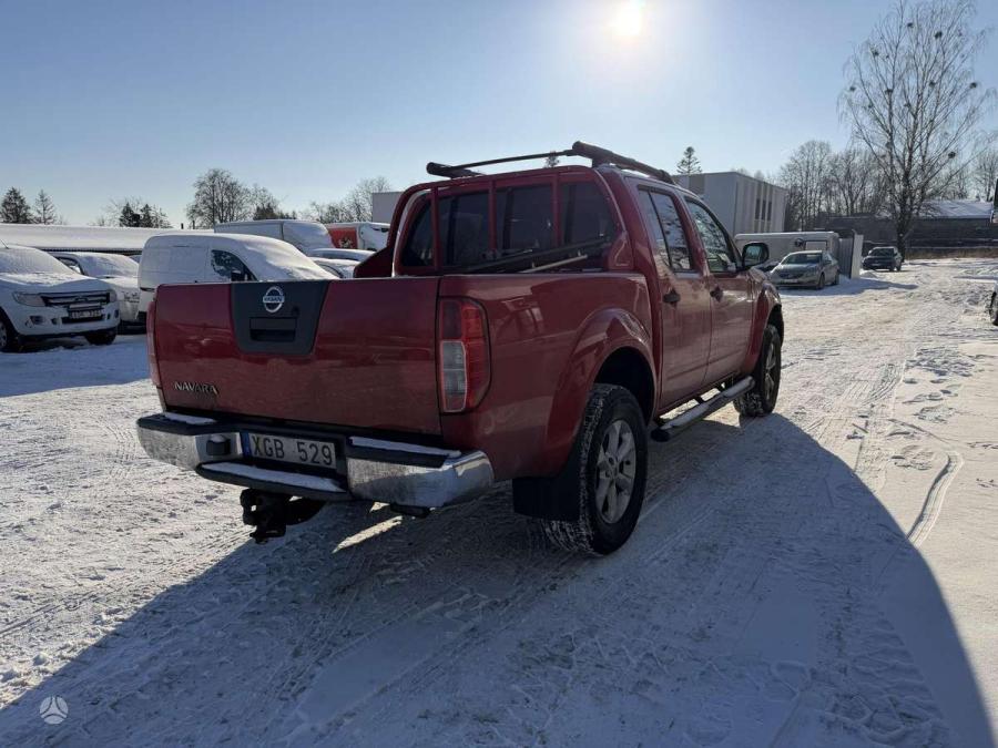 Sarkans Nissan Navara 2006 Kauņa, ar dzinēja tilpumu 2.50 L un nobraukumu 223 tūkst. km par 4200 €, foto 4 vietnē AUTOMOTO.COM.LV