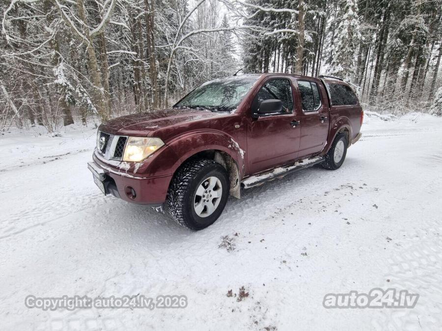 Red Nissan Navara 2007 in Otepaa, with an engine capacity of 2.50 L and mileage of 272 thousand km for 5750 €, photo 2 on AUTOMOTO.COM.LV