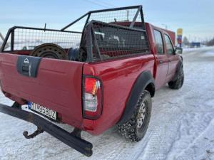 Sarkans Nissan Navara 2003 Marijampole, ar dzinēja tilpumu 2.49 L un nobraukumu 177 tūkst. km par 3699 €, foto 6 vietnē AUTOMOTO.COM.LV