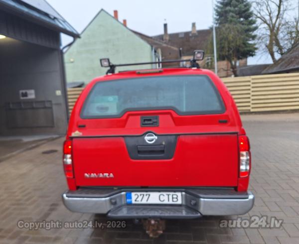 Red Nissan Navara 2007 in Tallinn, with an engine capacity of 2.50 L and mileage of 190 thousand km for 9200 €, photo 2 on AUTOMOTO.COM.LV