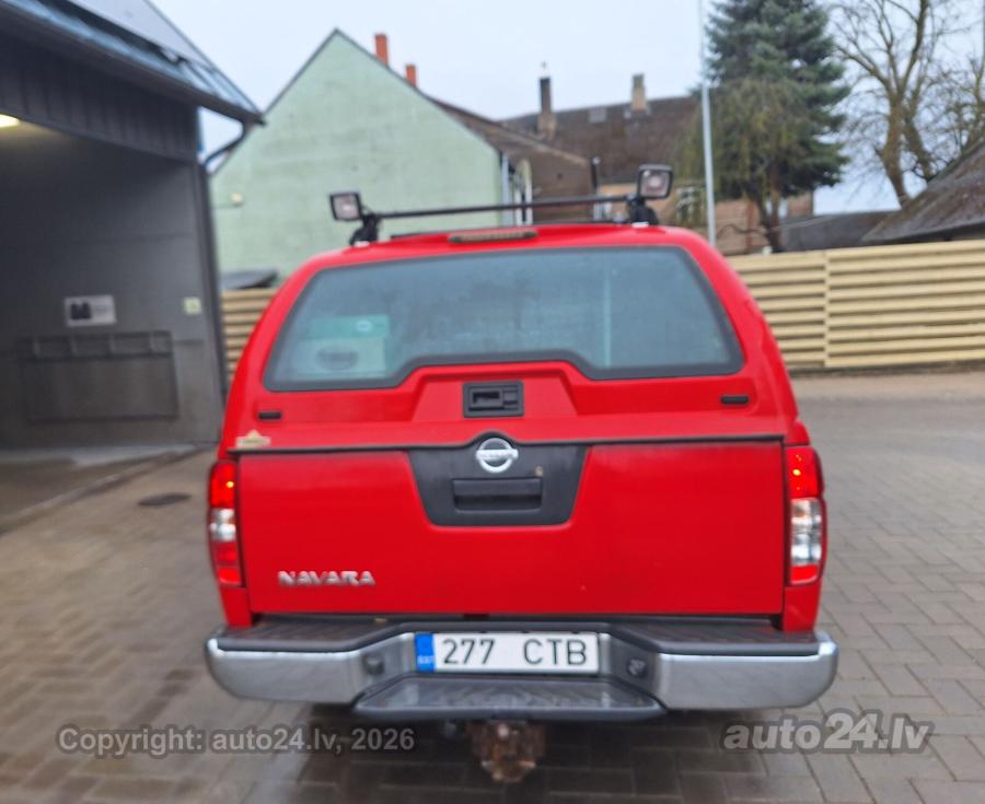 Sarkans Nissan Navara 2007 Tallina, ar dzinēja tilpumu 2.50 L un nobraukumu 190 tūkst. km par 9200 €, foto 3 vietnē AUTOMOTO.COM.LV