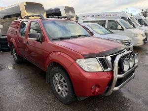 Sarkans Nissan Navara 2012 Kauņa, ar dzinēja tilpumu 2.99 L un nobraukumu 446 tūkst. km par 7900 €, foto  vietnē AUTOMOTO.COM.LV