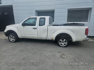Balts Nissan Navara 2007 Tallina, ar dzinēja tilpumu 0.00 L un nobraukumu 170 tūkst. km par 1799 €, foto 3 vietnē AUTOMOTO.COM.LV