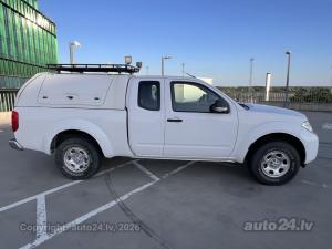 Balts Nissan Navara 2015 Tallina, ar dzinēja tilpumu 2.50 L un nobraukumu 226 tūkst. km par 8490 €, foto 5 vietnē AUTOMOTO.COM.LV