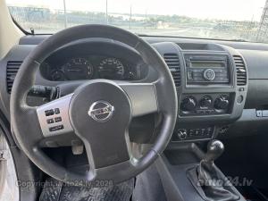 Balts Nissan Navara 2015 Tallina, ar dzinēja tilpumu 2.50 L un nobraukumu 226 tūkst. km par 8490 €, foto 13 vietnē AUTOMOTO.COM.LV