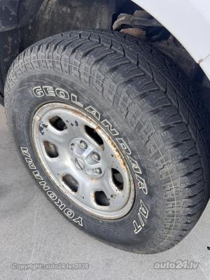 Balts Nissan Navara 2015 Tallina, ar dzinēja tilpumu 2.50 L un nobraukumu 226 tūkst. km par 8490 €, foto 16 vietnē AUTOMOTO.COM.LV