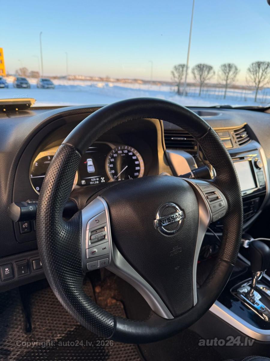 Белый Ниссан Навара 2016 в Тарту, объемом двигателя 2.40 л и пробегом 241 тыс. км за 17900 €, фото 10 на AUTOMOTO.COM.LV