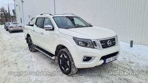 White Nissan Navara 2019 in Tallinn, with an engine capacity of 2.30 L and mileage of 294 thousand km for 14990 €, photo 2 on AUTOMOTO.COM.LV