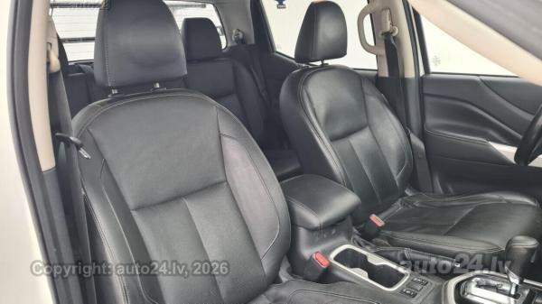 Balts Nissan Navara 2019 Tallina, ar dzinēja tilpumu 2.30 L un nobraukumu 294 tūkst. km par 14990 €, foto 10 vietnē AUTOMOTO.COM.LV