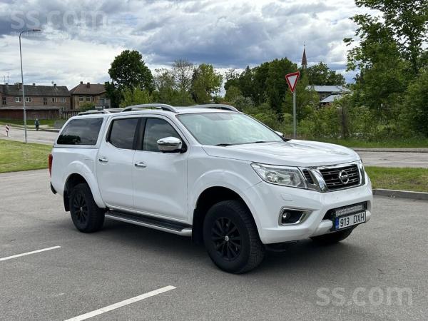 Balts Nissan Navara 2019 Valka, ar dzinēja tilpumu 2.30 L un nobraukumu 350 tūkst. km par 10800 €, foto 3 vietnē AUTOMOTO.COM.LV