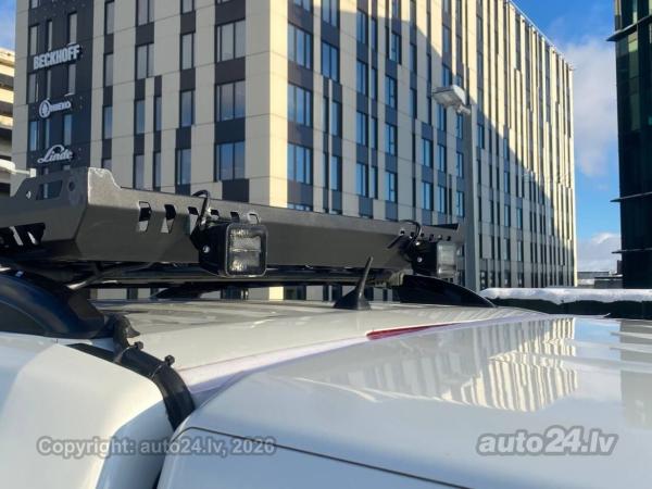 Balts Nissan Navara 2021 Tallina, ar dzinēja tilpumu 2.30 L un nobraukumu 74 tūkst. km par 34990 €, foto 11 vietnē AUTOMOTO.COM.LV