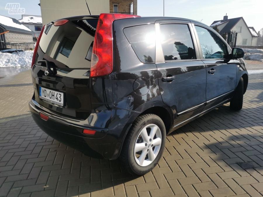 Melns Nissan Note 2009 Telšiai, ar dzinēja tilpumu 1.60 L un nobraukumu 154 tūkst. km par 2950 €, foto 3 vietnē AUTOMOTO.COM.LV