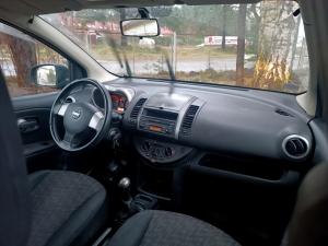 Melns Nissan Note 2006 Rīga, ar dzinēja tilpumu 1.60 L un nobraukumu 228 tūkst. km par 1850 €, foto 4 vietnē AUTOMOTO.COM.LV