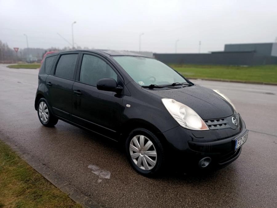 Melns Nissan Note 2006 Rīga, ar dzinēja tilpumu 1.60 L un nobraukumu 228 tūkst. km par 1850 €, foto 7 vietnē AUTOMOTO.COM.LV