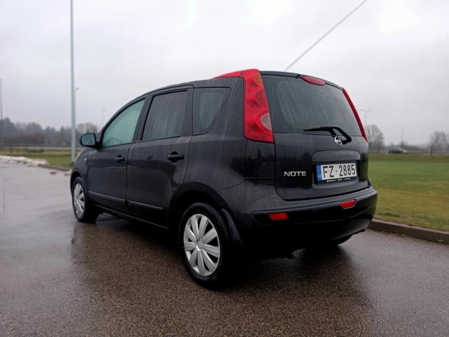 Melns Nissan Note 2006 Rīga, ar dzinēja tilpumu 1.60 L un nobraukumu 228 tūkst. km par 1850 €, foto 9 vietnē AUTOMOTO.COM.LV