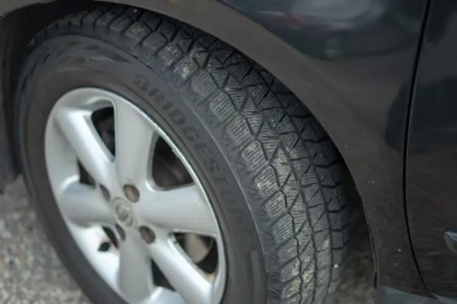 Melns Nissan Note 2006 Liepāja, ar dzinēja tilpumu 1.50 L un nobraukumu 210 tūkst. km par 1600 €, foto 19 vietnē AUTOMOTO.COM.LV
