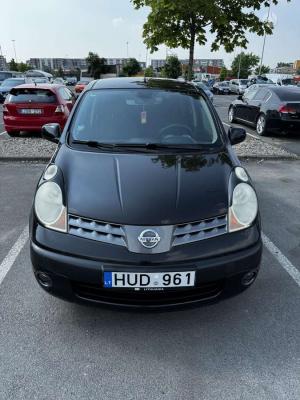 Black Nissan Note 2006 in Vilnius, with an engine capacity of 1.60 L and mileage of 172 thousand km for 1750 €, photo 3 on AUTOMOTO.COM.LV