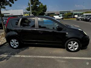 Black Nissan Note 2006 in Vilnius, with an engine capacity of 1.60 L and mileage of 172 thousand km for 1750 €, photo 5 on AUTOMOTO.COM.LV