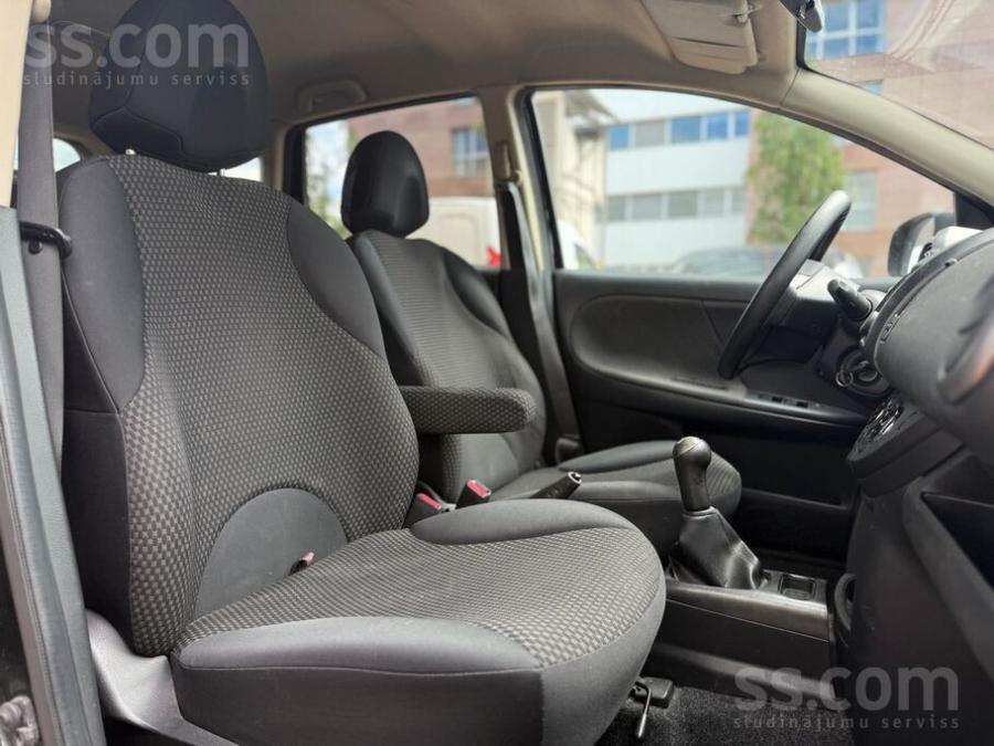 Melns Nissan Note 2006 Rīga, ar dzinēja tilpumu 1.40 L un nobraukumu 0 tūkst. km par 2500 €, foto 5 vietnē AUTOMOTO.COM.LV