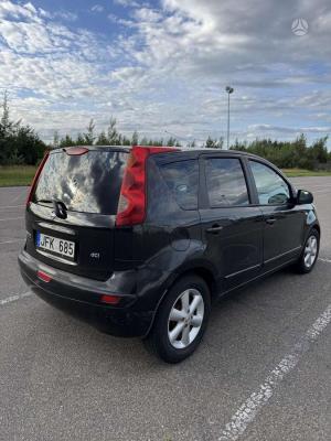 Black Nissan Note 2006 in Vilnius, with an engine capacity of 1.46 L and mileage of 248 thousand km for 1300 €, photo 5 on AUTOMOTO.COM.LV