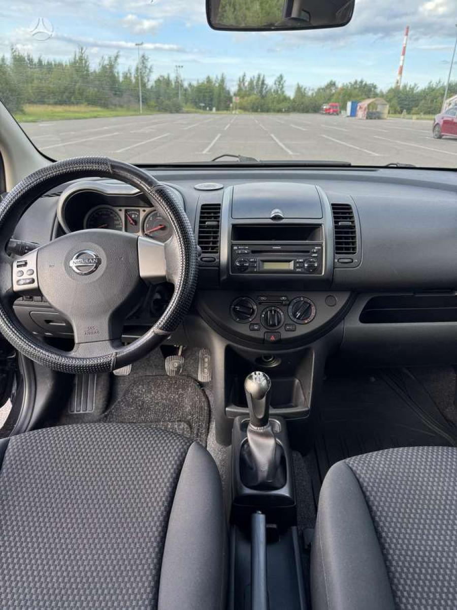 Black Nissan Note 2006 in Vilnius, with an engine capacity of 1.46 L and mileage of 248 thousand km for 1300 €, photo 9 on AUTOMOTO.COM.LV
