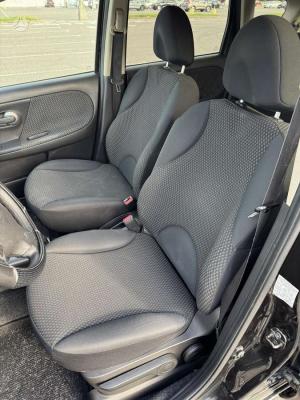 Black Nissan Note 2006 in Vilnius, with an engine capacity of 1.46 L and mileage of 248 thousand km for 1300 €, photo 10 on AUTOMOTO.COM.LV
