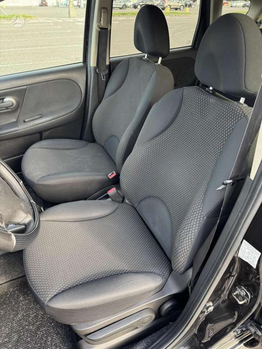 Black Nissan Note 2006 in Vilnius, with an engine capacity of 1.46 L and mileage of 248 thousand km for 1300 €, photo 10 on AUTOMOTO.COM.LV