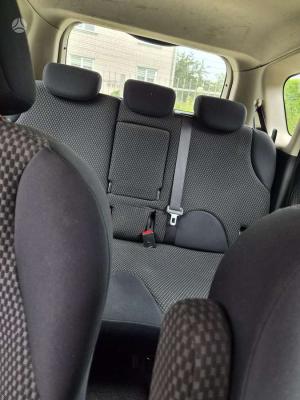 Black Nissan Note 2007 in Vilnius, with an engine capacity of 1.46 L and mileage of 290 thousand km for 1650 €, photo 9 on AUTOMOTO.COM.LV