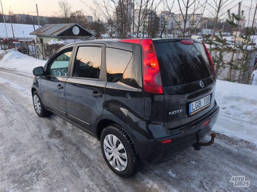 Melns Nissan Note 2008 Viļņa, ar dzinēja tilpumu 1.60 L un nobraukumu 204 tūkst. km par 2200 €, foto 4 vietnē AUTOMOTO.COM.LV
