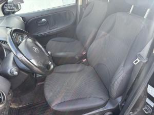 Black Nissan Note 2009 in Vilnius, with an engine capacity of 1.50 L and mileage of 195 thousand km for 2100 €, photo 10 on AUTOMOTO.COM.LV