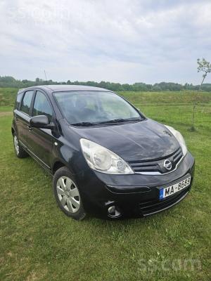 Black Nissan Note 2009 in Daugavpils, with an engine capacity of 1.60 L and mileage of 180 thousand km for 2000 €, photo 3 on AUTOMOTO.COM.LV