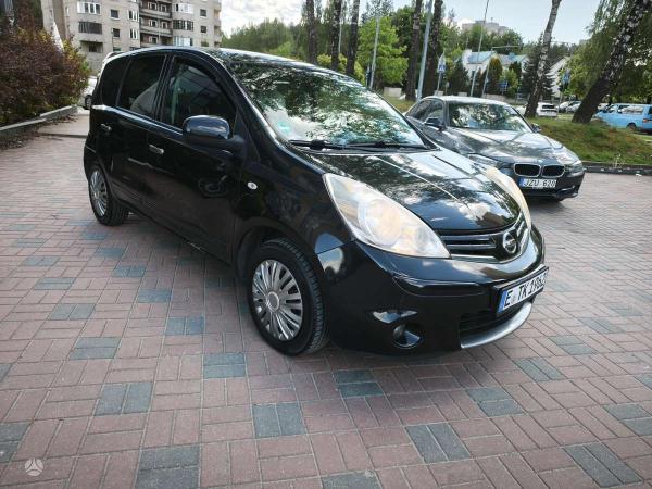 Melns Nissan Note 2011 Viļņa, ar dzinēja tilpumu 1.39 L un nobraukumu 187 tūkst. km par 2750 €, foto 3 vietnē AUTOMOTO.COM.LV