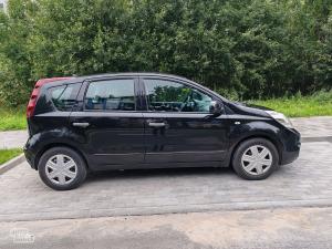 Black Nissan Note 2012 in Vilnius, with an engine capacity of 1.60 L and mileage of 251 thousand km for 1950 €, photo 5 on AUTOMOTO.COM.LV