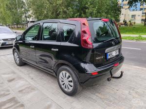 Black Nissan Note 2012 in Vilnius, with an engine capacity of 1.60 L and mileage of 251 thousand km for 1950 €, photo 8 on AUTOMOTO.COM.LV