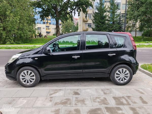 Black Nissan Note 2012 in Vilnius, with an engine capacity of 1.60 L and mileage of 251 thousand km for 1950 €, photo 9 on AUTOMOTO.COM.LV