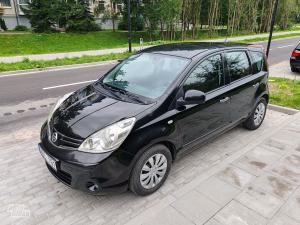 Black Nissan Note 2012 in Vilnius, with an engine capacity of 1.60 L and mileage of 251 thousand km for 1950 €, photo 10 on AUTOMOTO.COM.LV