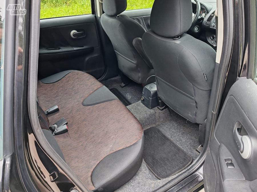 Black Nissan Note 2012 in Vilnius, with an engine capacity of 1.60 L and mileage of 251 thousand km for 1950 €, photo 15 on AUTOMOTO.COM.LV