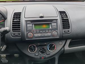 Black Nissan Note 2012 in Vilnius, with an engine capacity of 1.60 L and mileage of 251 thousand km for 1950 €, photo 17 on AUTOMOTO.COM.LV