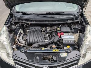 Black Nissan Note 2012 in Vilnius, with an engine capacity of 1.60 L and mileage of 251 thousand km for 1950 €, photo 20 on AUTOMOTO.COM.LV