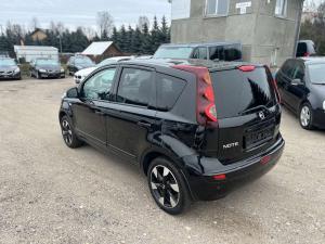 Black Nissan Note 2013 in Utena, with an engine capacity of 1.46 L and mileage of 251 thousand km for 3450 €, photo 4 on AUTOMOTO.COM.LV