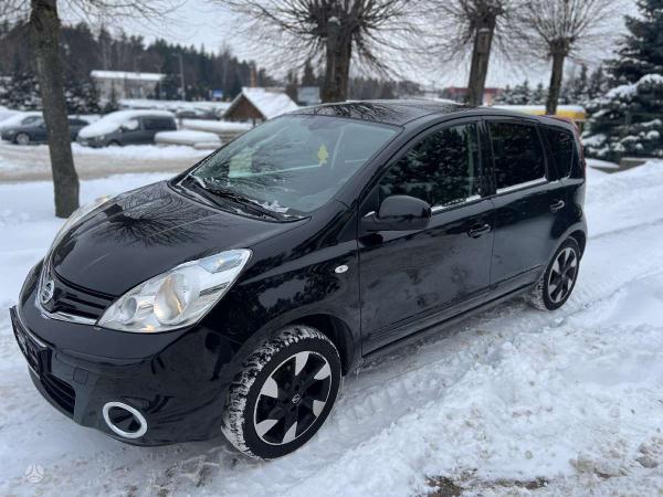Black Nissan Note 2013 in Utena, with an engine capacity of 1.46 L and mileage of 249 thousand km for 3450 €, photo 1 on AUTOMOTO.COM.LV