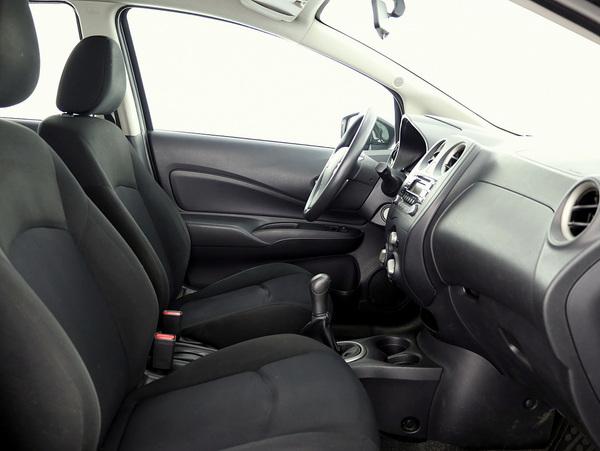 Black Nissan Note 2013 in Tallinn, with an engine capacity of 1.20 L and mileage of 92 thousand km for 3199 €, photo 7 on AUTOMOTO.COM.LV